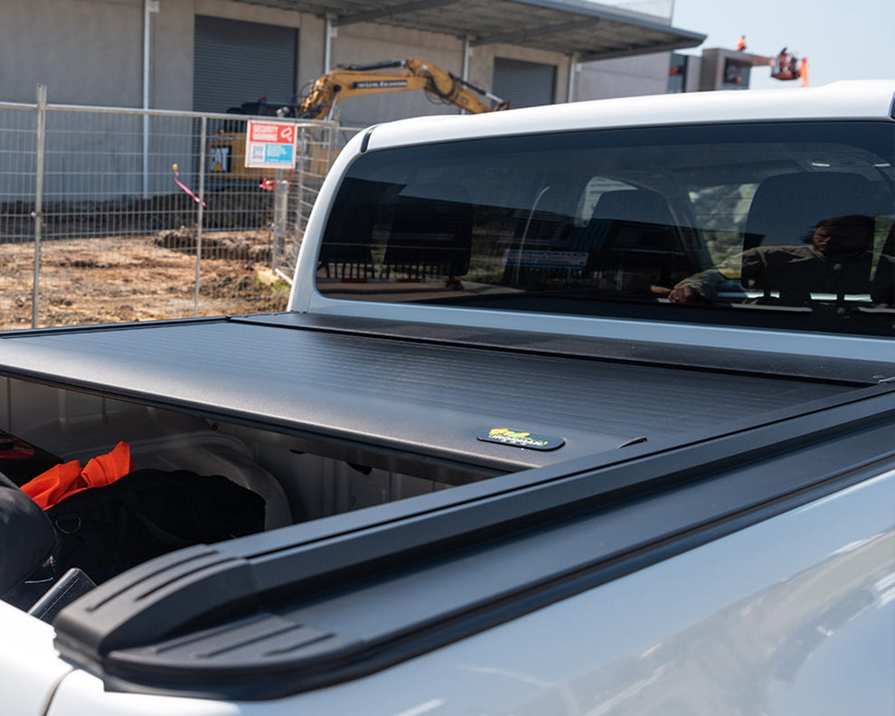 Slide-Away Retractable Ute Lid (Electric) – Truracks Western Towbars ...